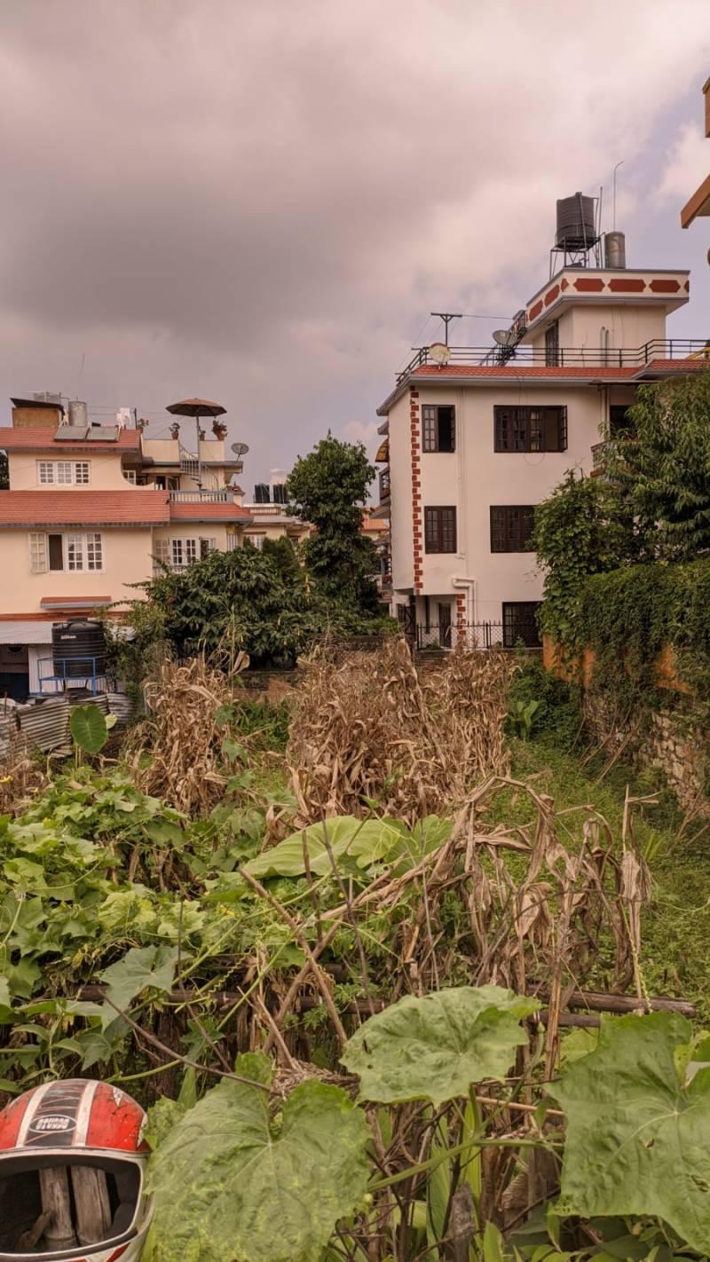 Land for sale in nakhipot
